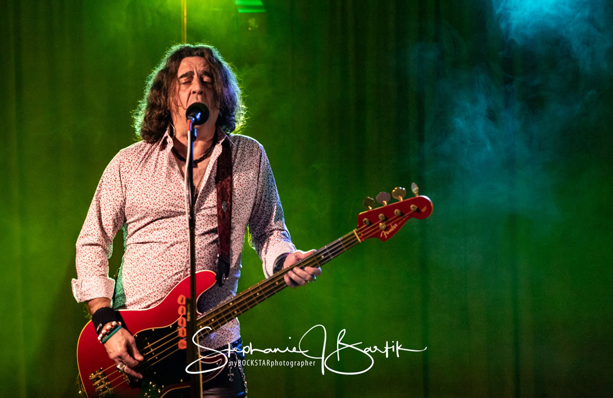 Mike Tramp @ Cool Insuring Arena 10/8/23 (Pics: Stephanie Bartik ...