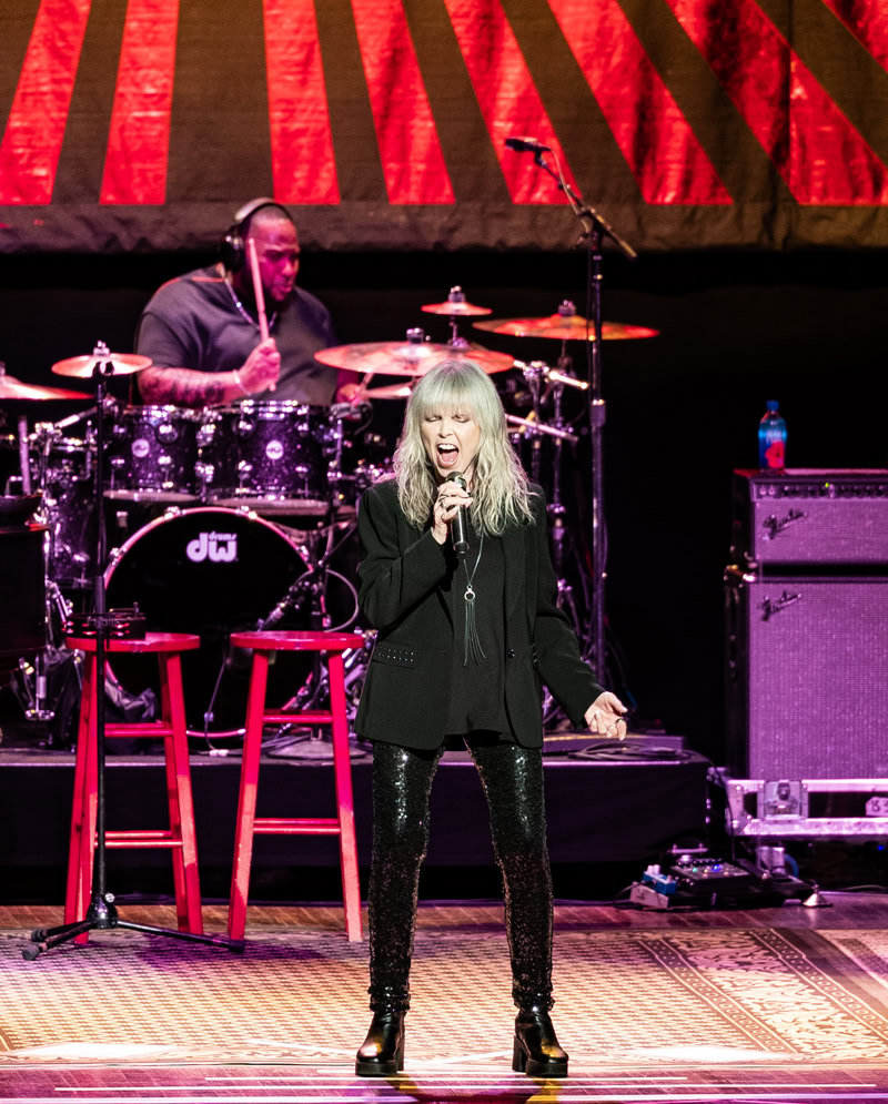 Pat Benatar & Neil Giraldo 5/21/25 Palace Theatre (Mark Kurtzner ...