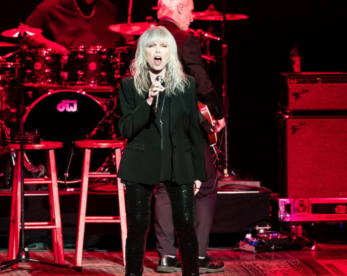 Pat Benatar & Neil Giraldo 5/21/25 Palace Theatre (Mark Kurtzner ...